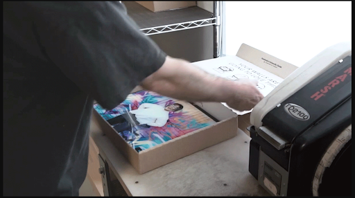 The Good & Bad of Shipment Packaging: How 3 Big Brands Do It